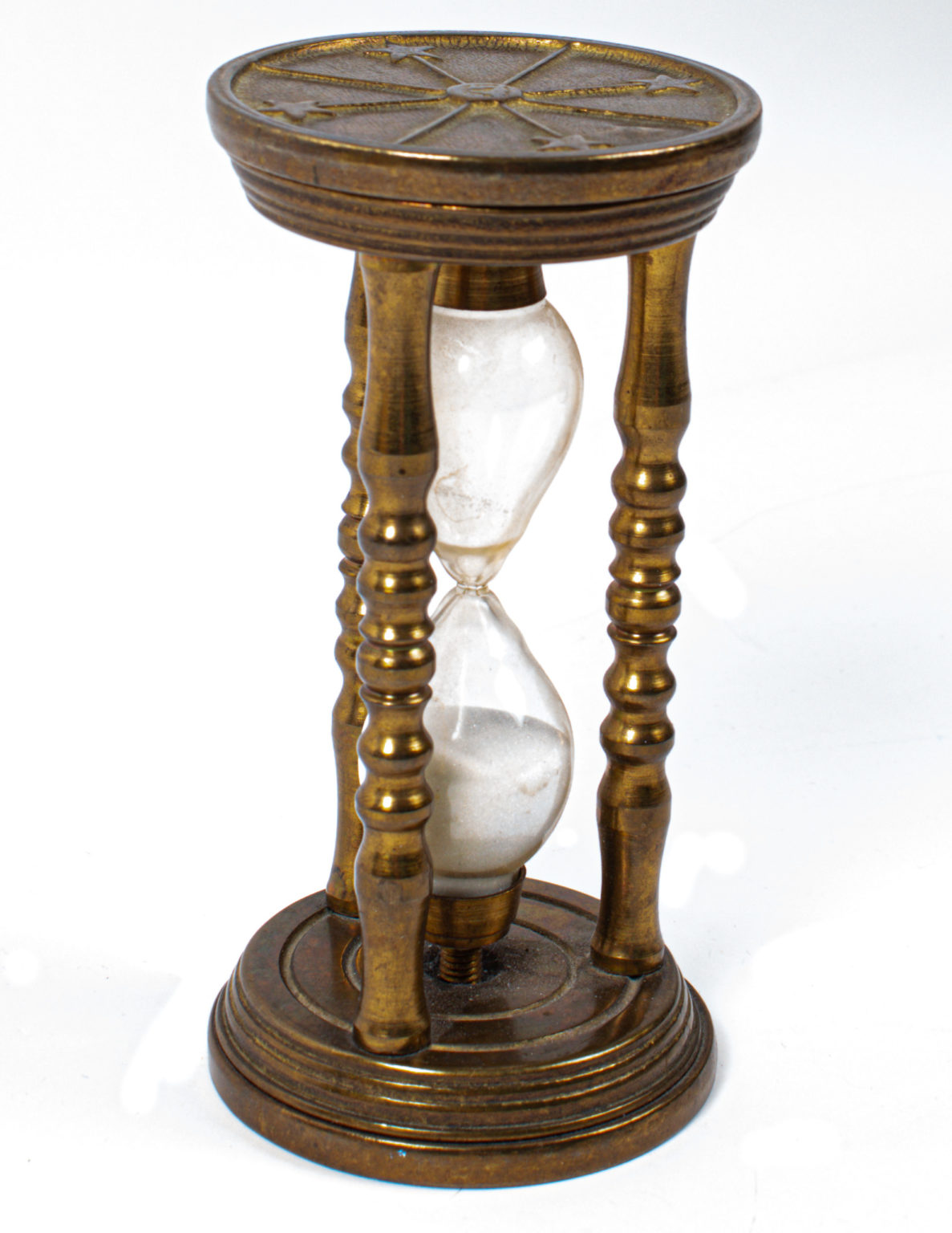 Vanha messinkinen tiimalasi - Turun Ekotori